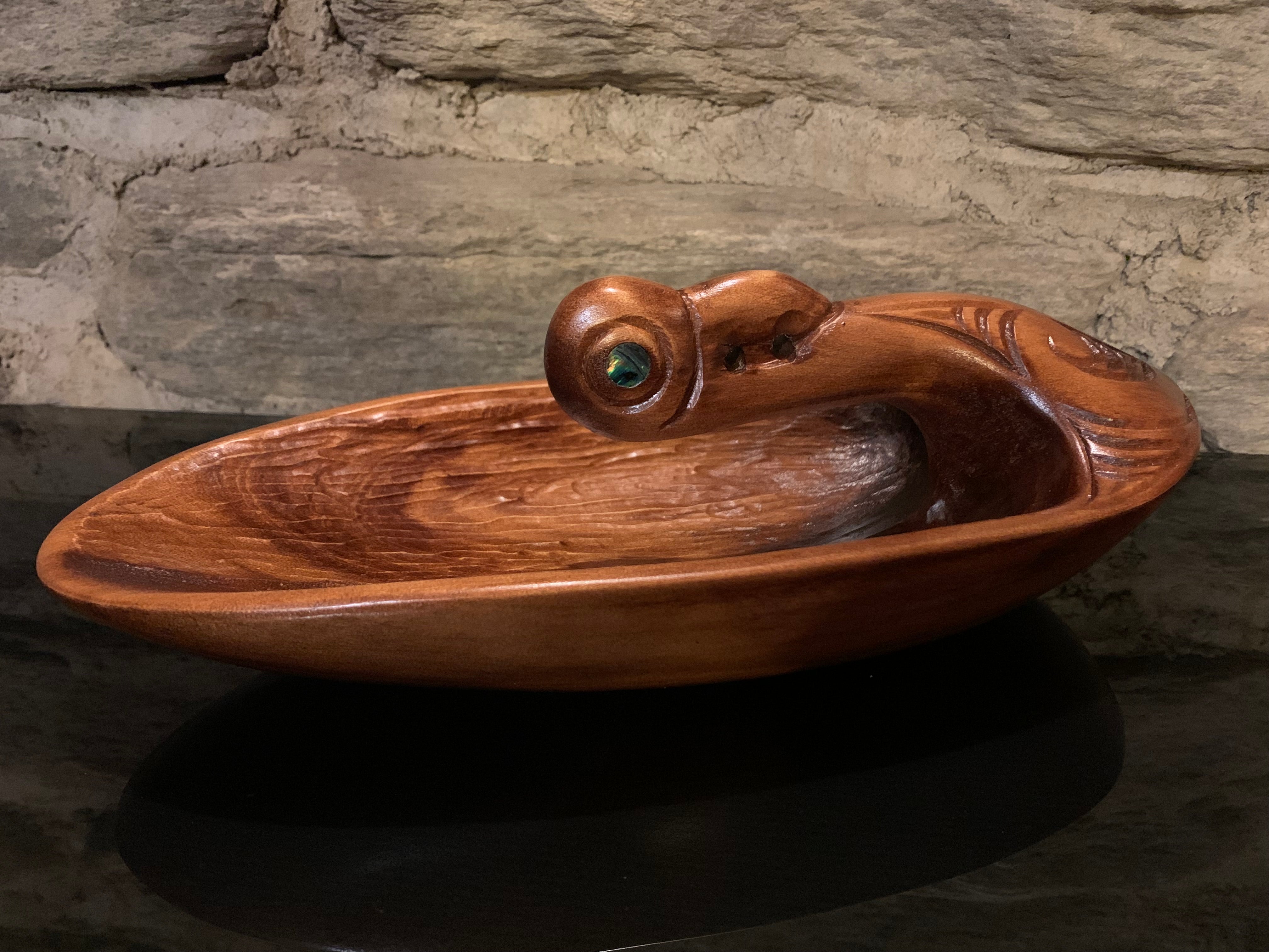 Carved Tata (water bailer) – silverferngallery