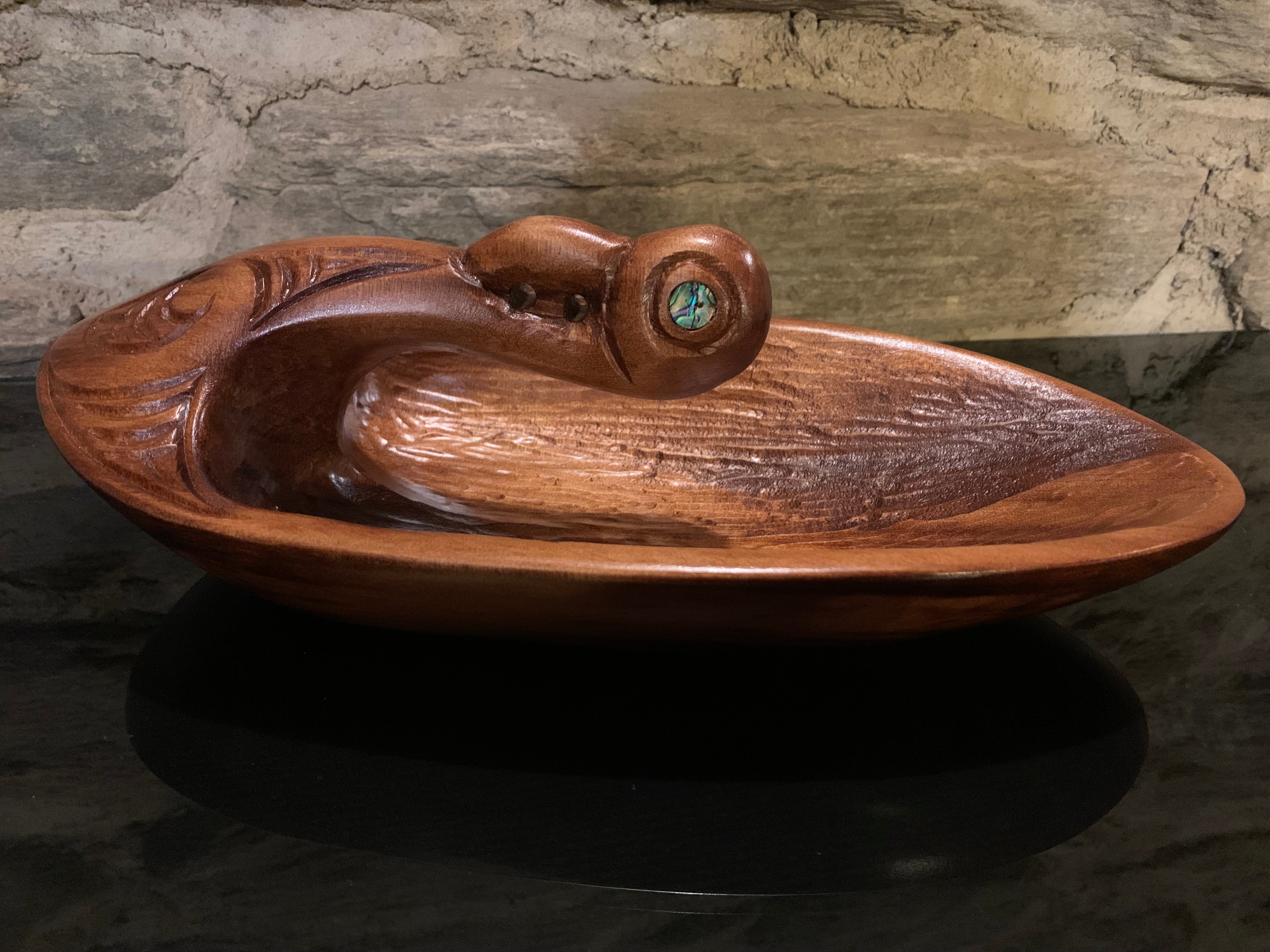 Carved Tata (water bailer) – silverferngallery