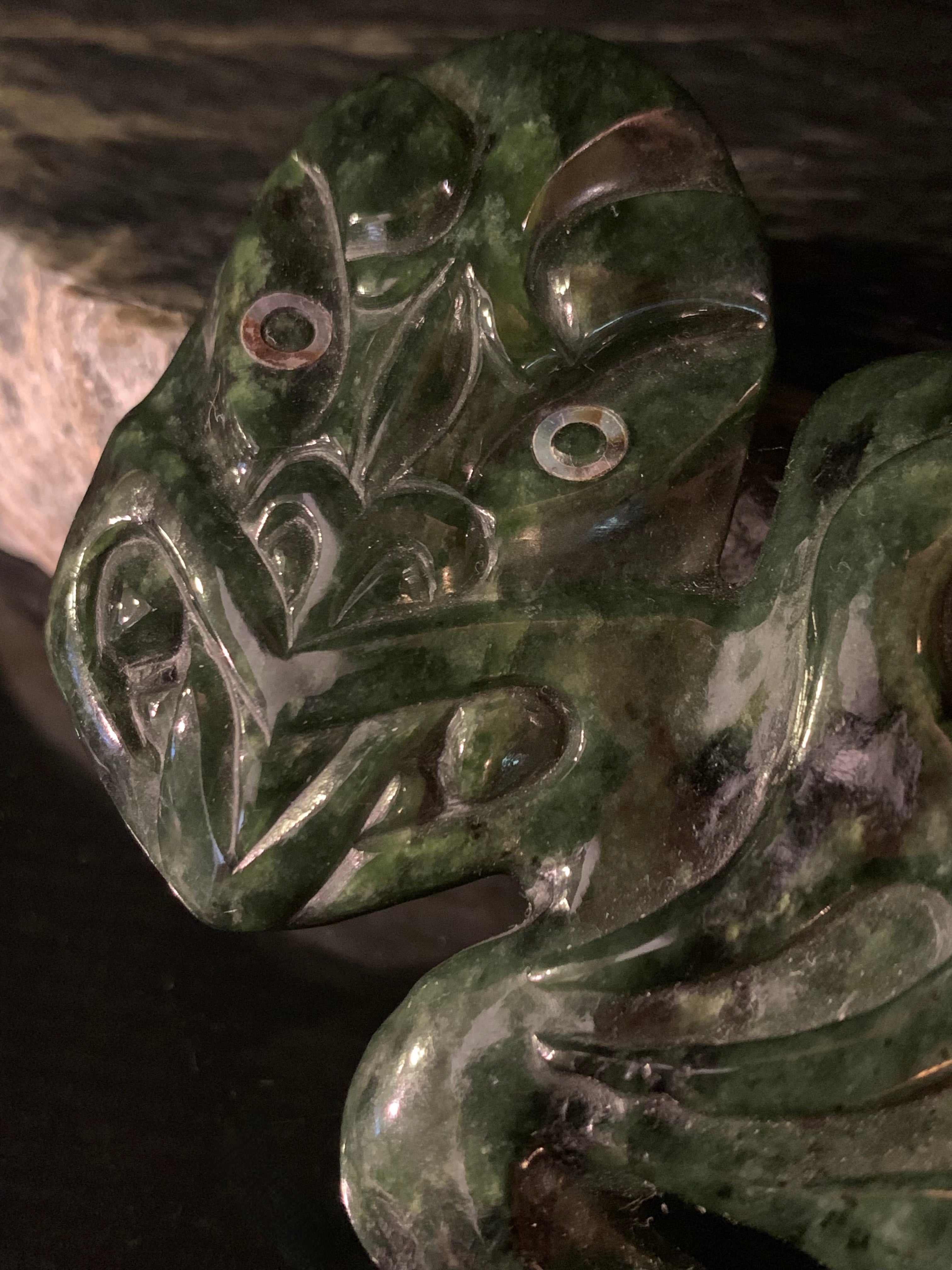 Maori Design Pounamu Tiki Pendant by Alex Sands – silverferngallery